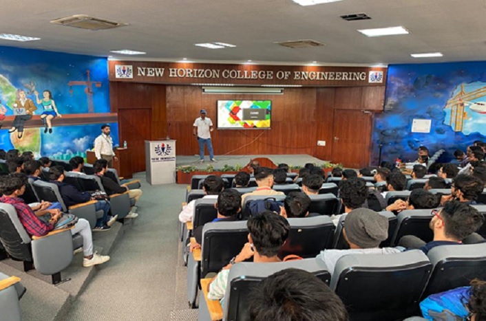 Technical Talk on “Cloud Computing” – Artificial Intelligence & Machine Learning